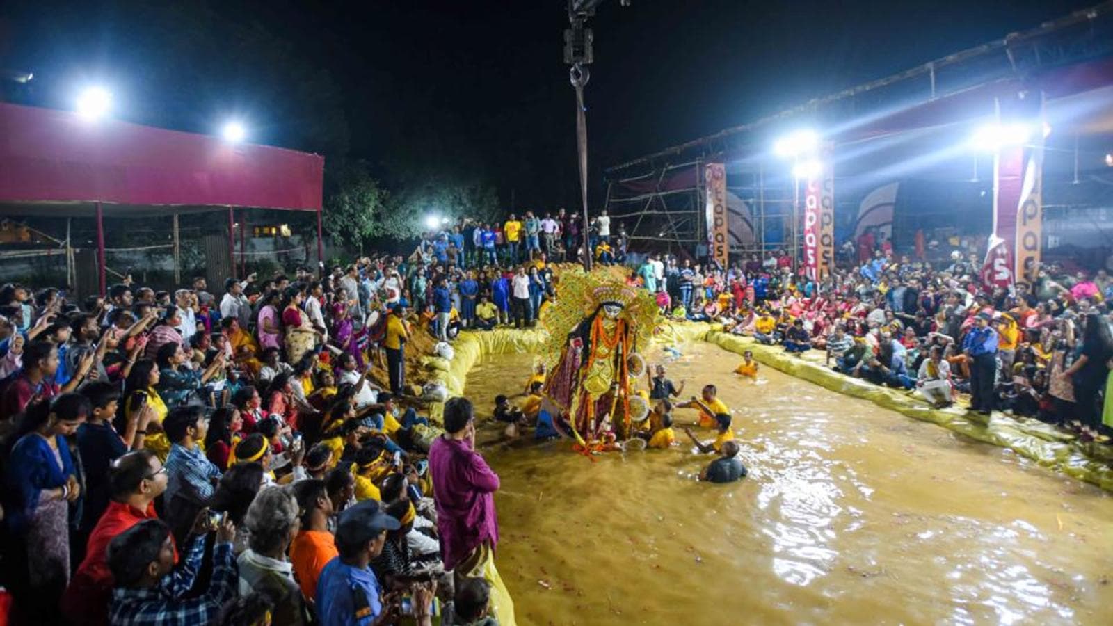 Idol immersion not allowed in public, including in Yamuna: Delhi ...