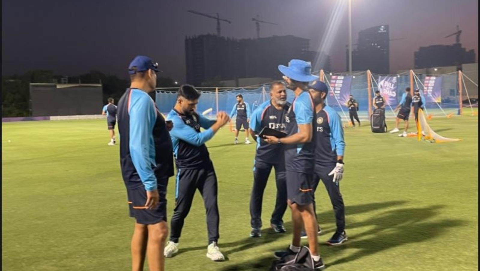'Extending a warm welcome to the King': MS Dhoni joins Team India's ...