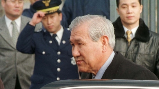Former South Korean president Roh Tae-woo dies at 88 | World News