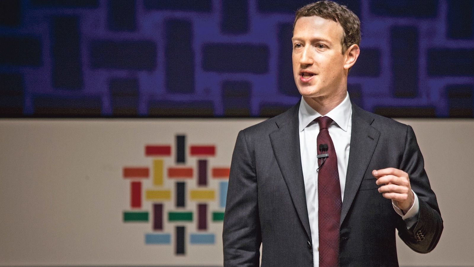Facebook to be called Meta in nod to its 'metaverse' vision | World News