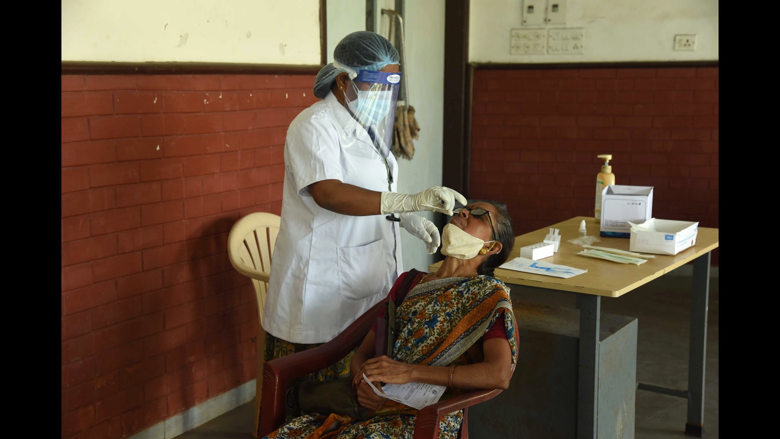 Mumbai Municipal Corporation increases Covid testing capacity at Nerul ...