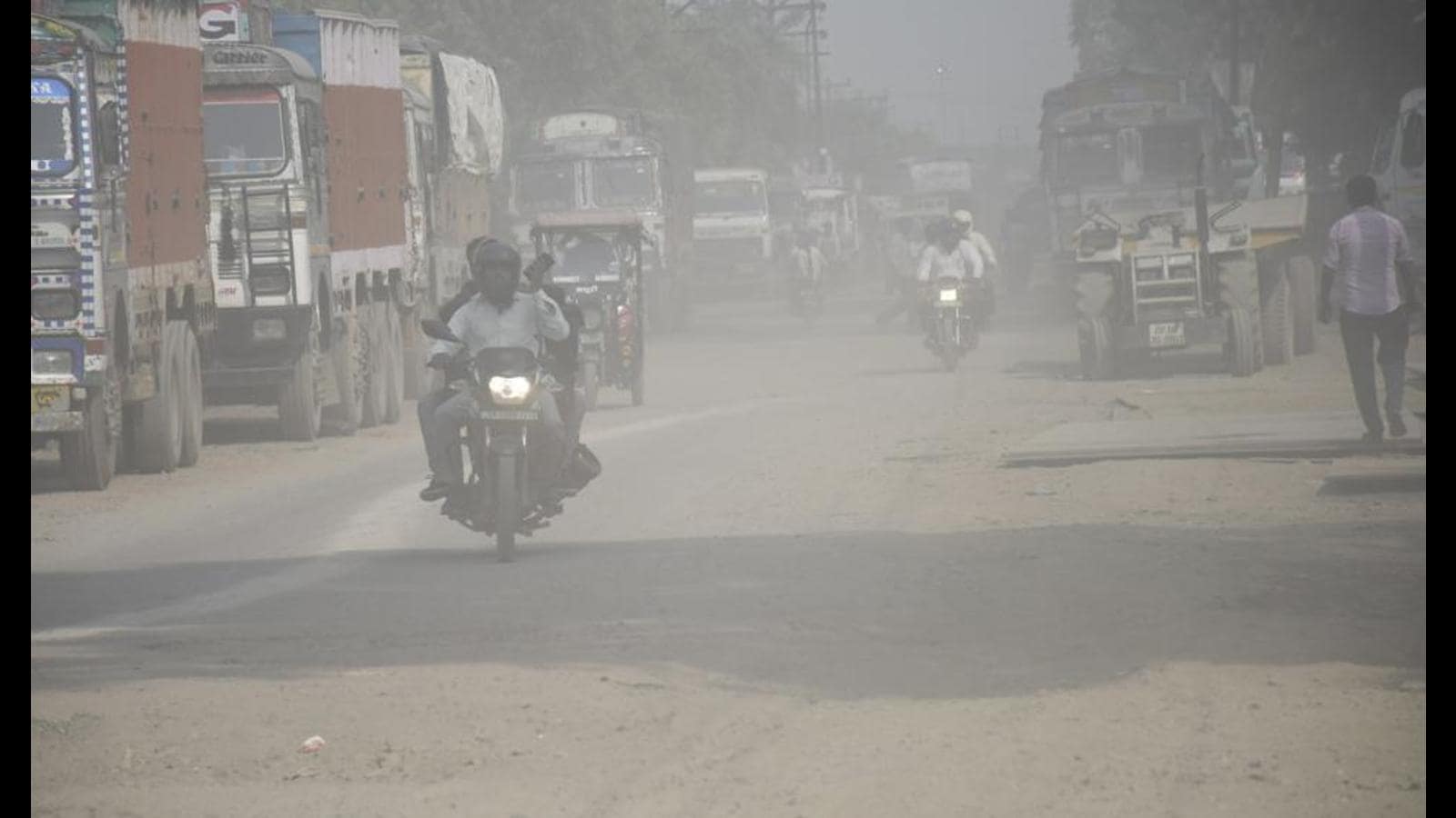 As pollution rises, Ghaziabad admin says no to licence for selling ...