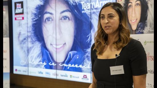 British Sikh woman army officer Capt Harpreet Chandi sets off on solo ...