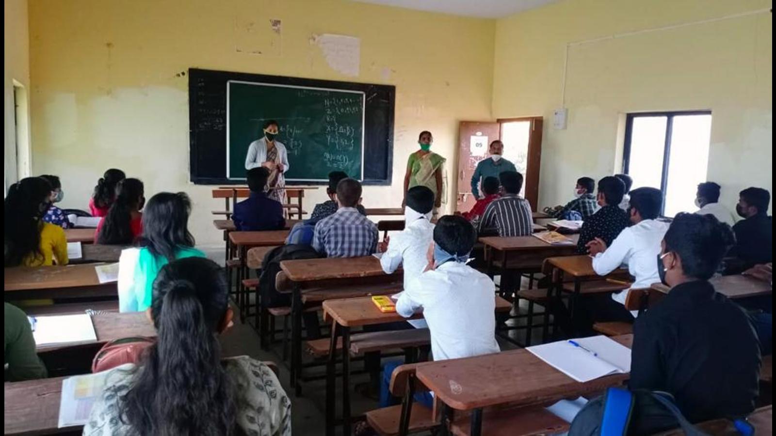 All Pune schools to reopen on November 11 - Hindustan Times