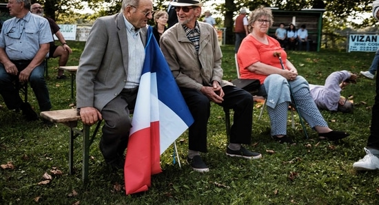 Two shades of blue: French prez Macron makes (subtle) change in ...