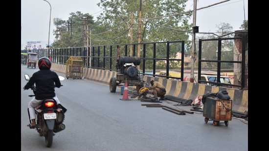 Protection against Chinese manjha: View-cutters being installed on 11 ...