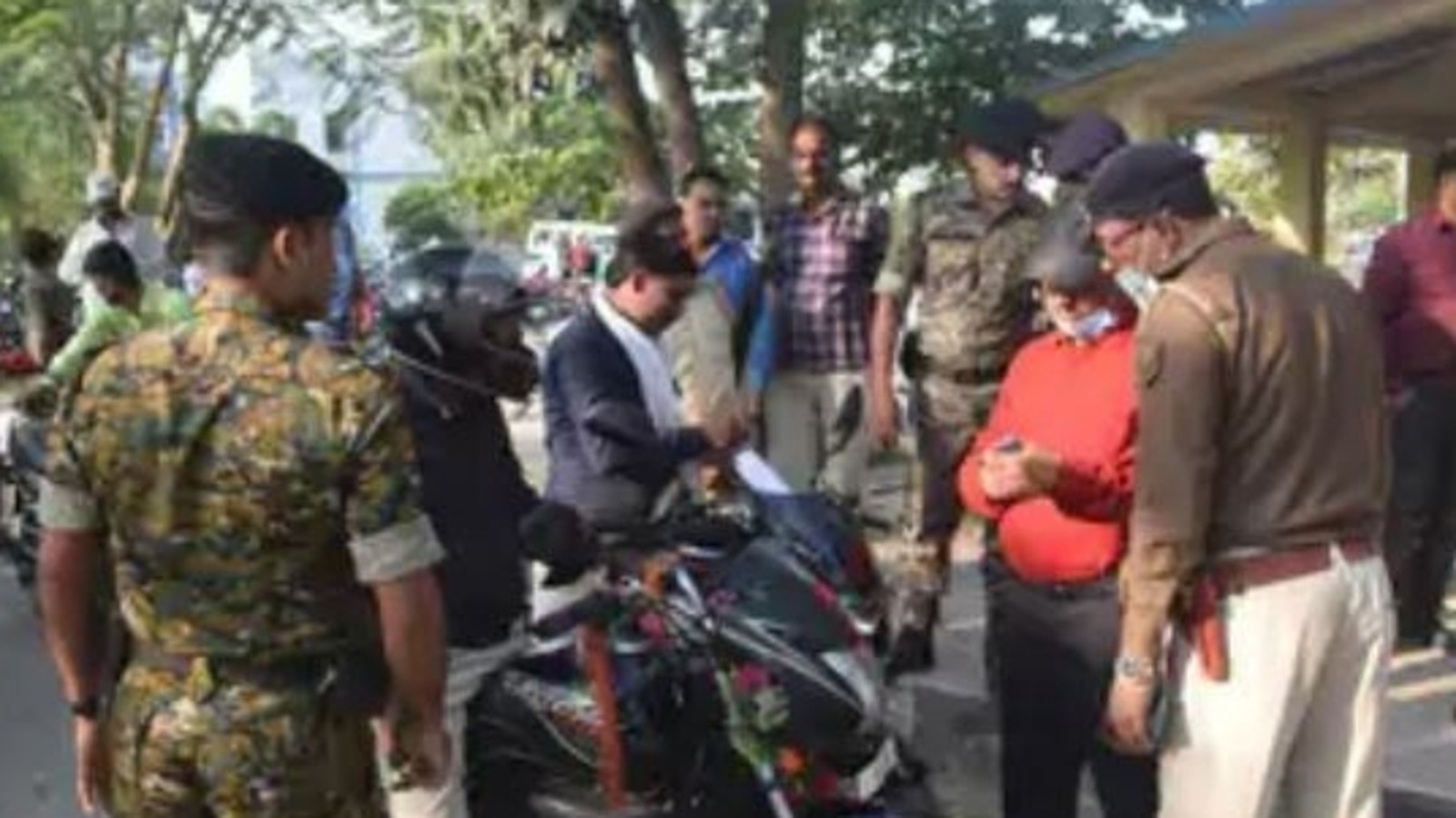 Bihar panchayat polls: Supporters of defeated candidate create ruckus in Supaul | Hindustan Times