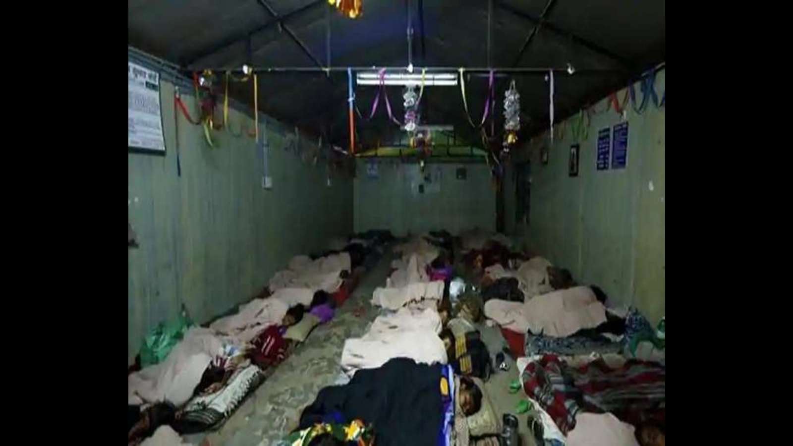 Ensure no homeless sleeps in open this winter: Lucknow DM to officials ...