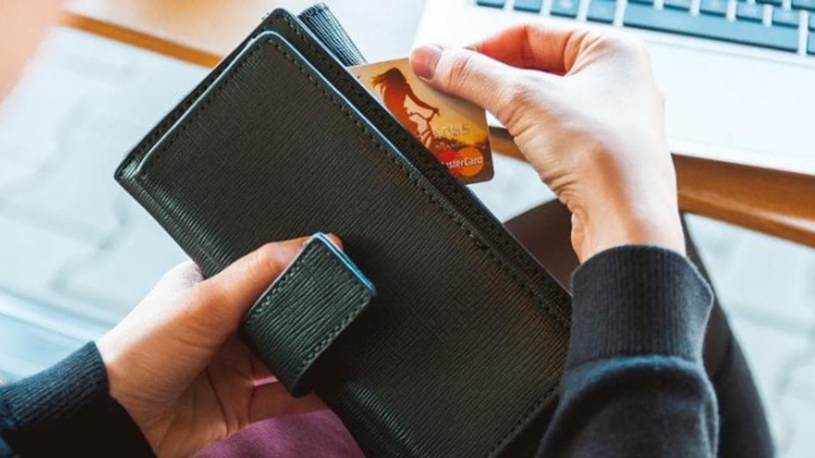 Virtual real estate plot sells for record $2.4 million - Hindustan Times