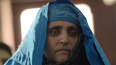 Sharbat Gula, green-eyed ‘Afghan Girl’ on National Geographic cover ...