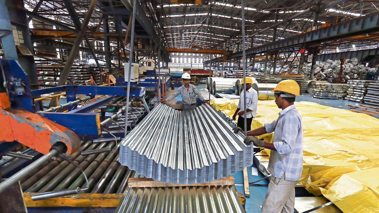 Output increases in eight core industries by 7.5% in October ...