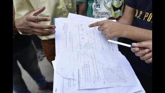 Health dept paper leak: One arrested from Aurangabad | Hindustan Times