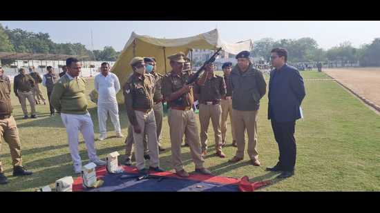 Mathura Police beef up security ahead of December 6 | Hindustan Times