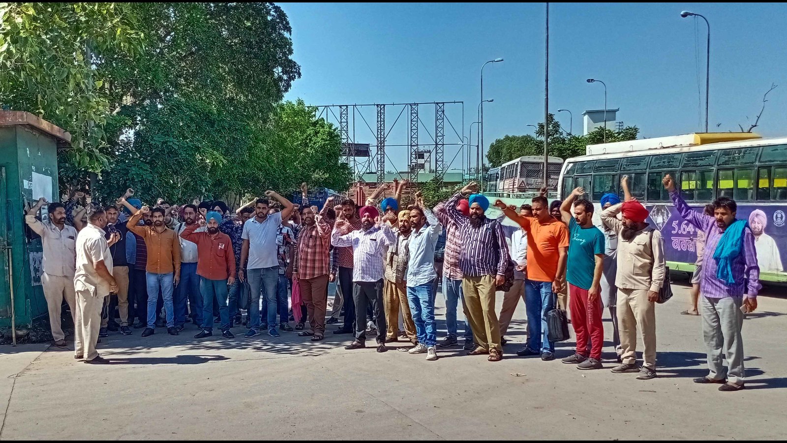 PRTC calls for indefinite strike across Punjab from today - Hindustan Times