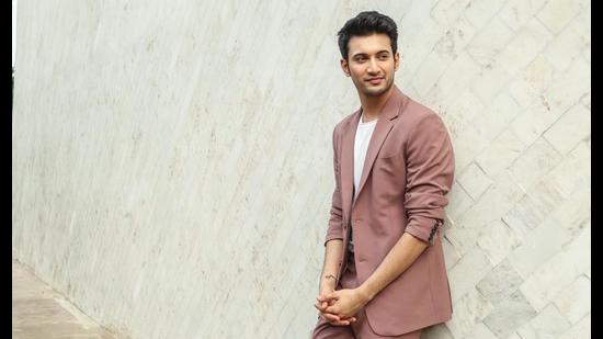 Still figuring my way out in this glamour world: Rohit Saraf | Bollywood