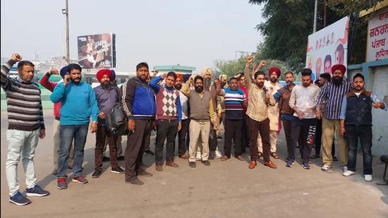 Contractual transport employees’ strike enters Day 2 in Ludhiana ...