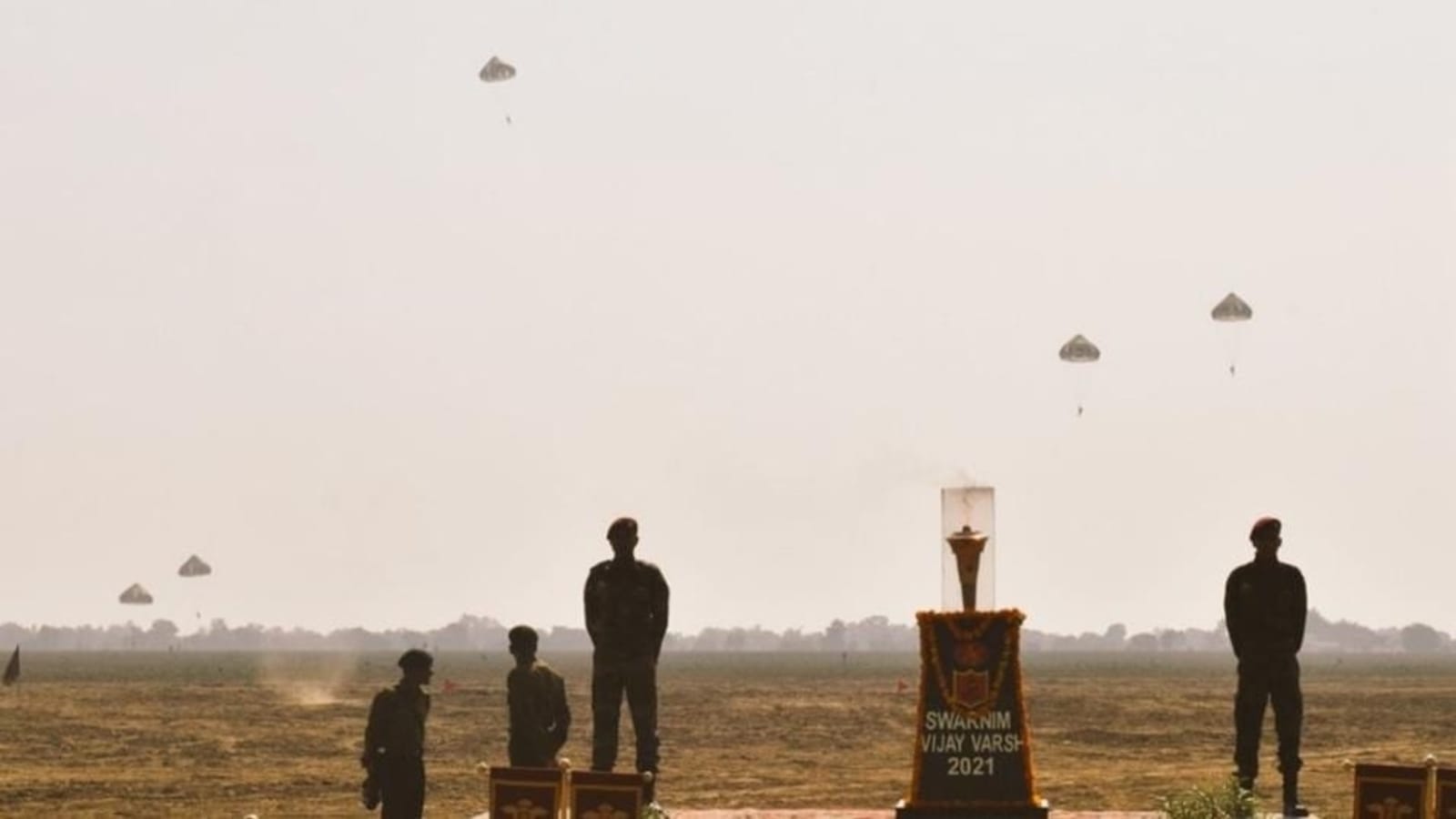Mass para jump held to mark 50 years of Tangail airdrop | Latest News ...