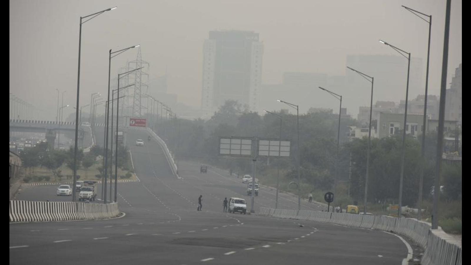 Gurugram air quality enters ‘very poor’ zone again after five days | Hindustan Times