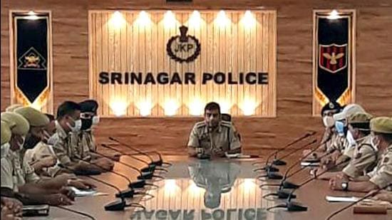 Srinagar SSP shunted within 9 months of posting - Hindustan Times Srinagar SSP shunted within 9 months of posting - Hindustan Times