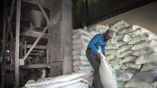 Sugar mills announce hike in SAP of sugarcane across varieties in Bihar ...