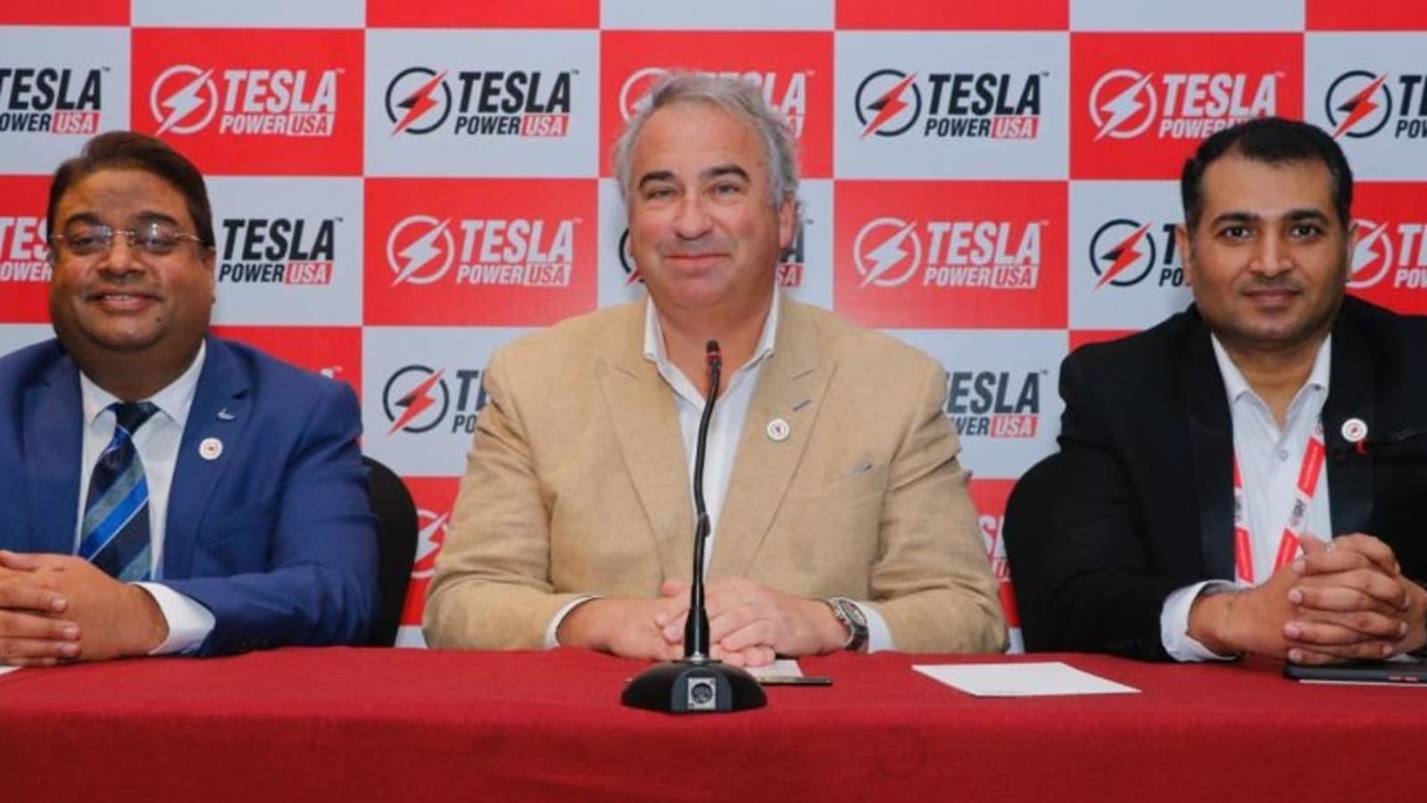 Tesla Power USA to install 5,000 two-wheeler EV charging points across ...