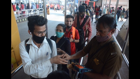 Thane Municipal Transport resumes stand booking, revenue up by 6% to 8% ...