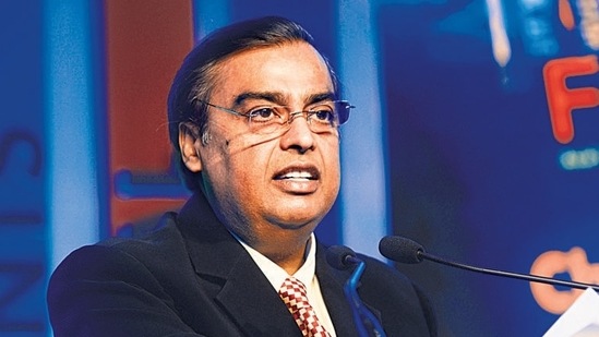 At Reliance Family Day, Ambani talks about 'leadership transition' in ...