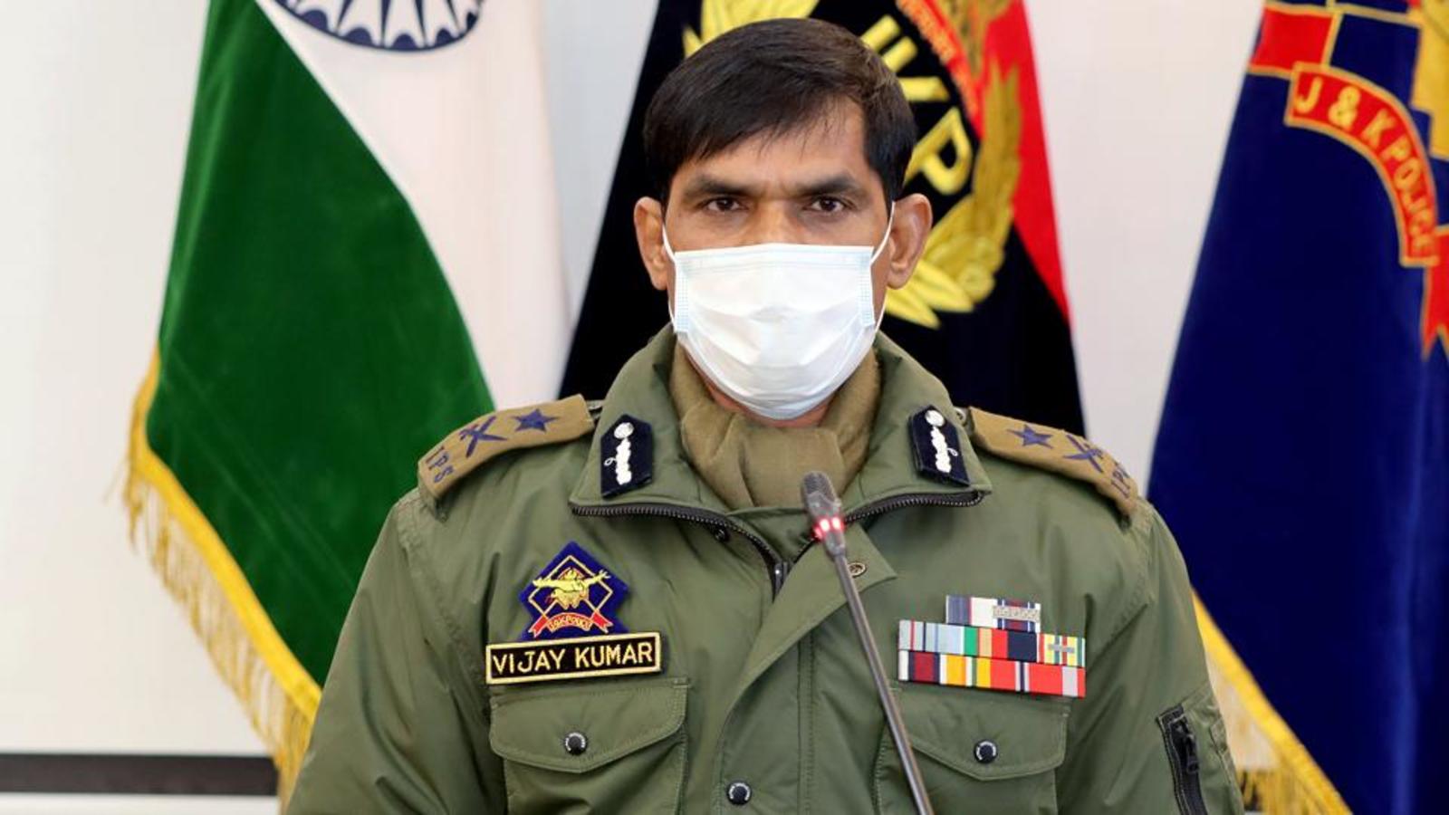 Improvement in ground situation in Kashmir: IGP Vijay Kumar | Hindustan ...