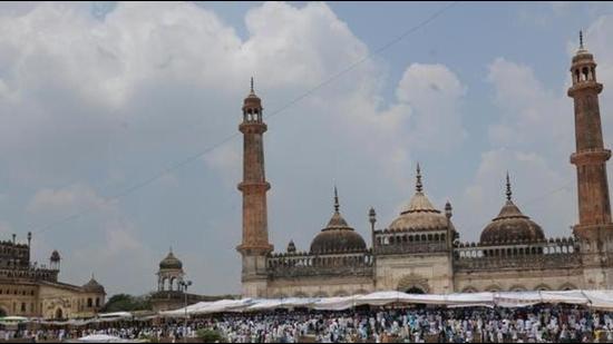 One of Lucknow’s oldest mosques is set to get a facelift - Hindustan Times