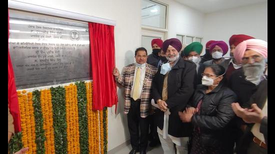 Punjab deputy CM inaugurates govt hospital in Mohali | Hindustan Times