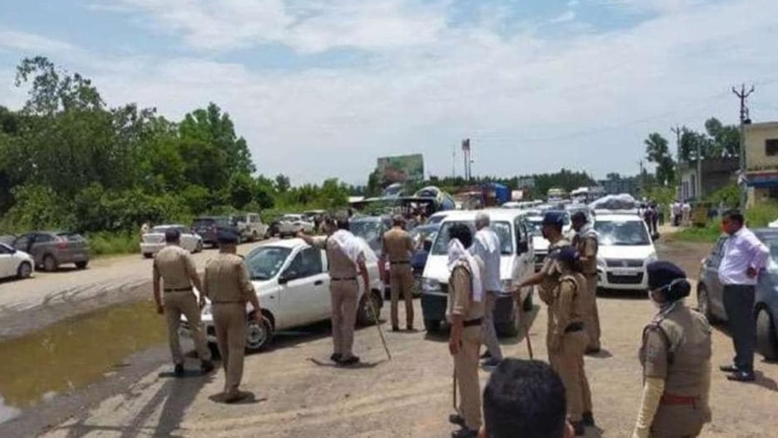 U'khand police reunites 1072 missing people with families: 'Operation ...