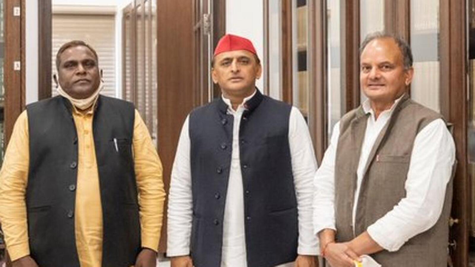 SP announces 1st candidate for UP elections. It is from ally Sharad ...