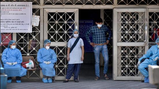 Of 188 Omicron patients sent to Delhi’s Lok Nayak hospital, 186 ...