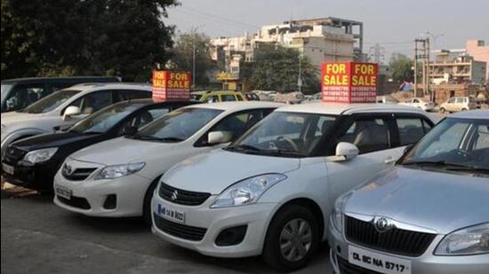 Gurugram: Man arrested for driving SUV with number plate of another car ...