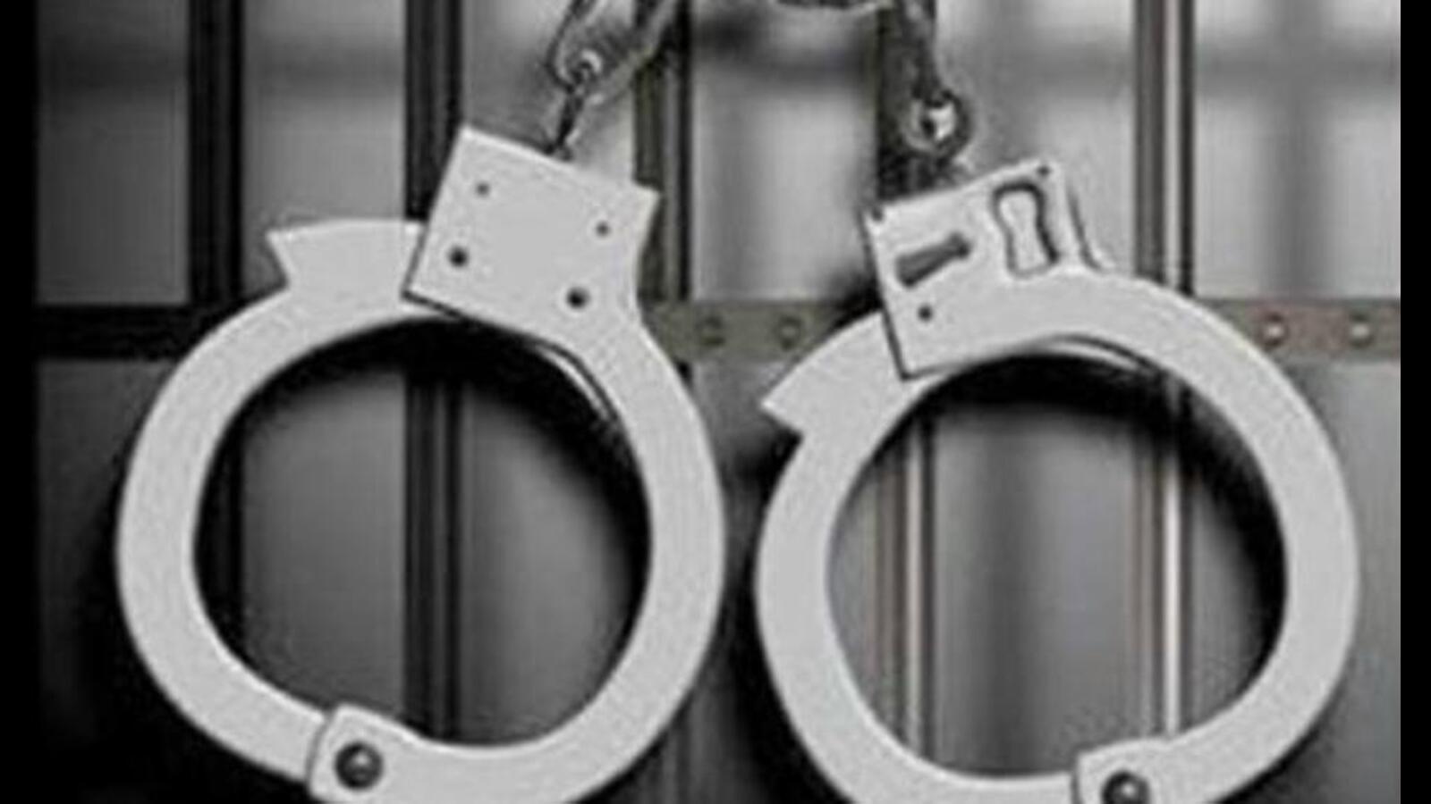 Faridabad Four Held For Duping People Posing Bank Employees