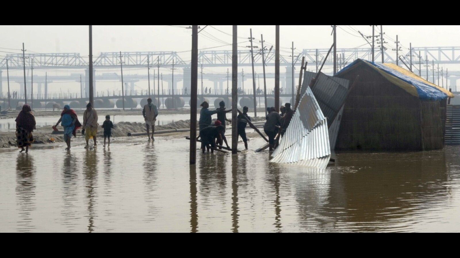 Magh Mela: Intermittent rise in Ganga a challenge for Kalpavasis, seers ...