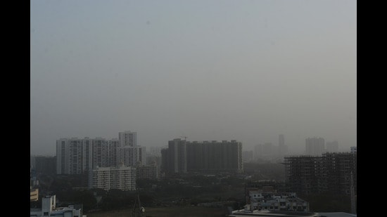 Pune air quality drops to ‘Very poor’ as dust shrouds city | Hindustan ...