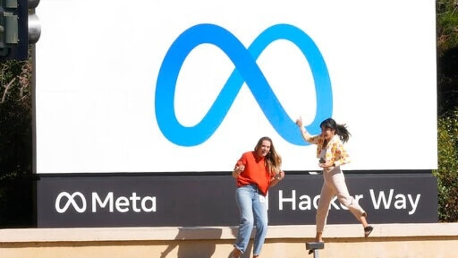 Facebook parent Meta creates powerful AI supercomputer | World News