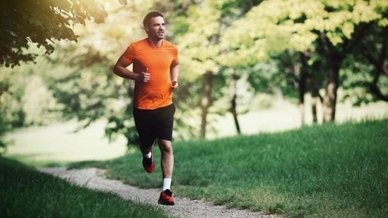 Should you run faster or farther? Study finds how athletes can improve ...