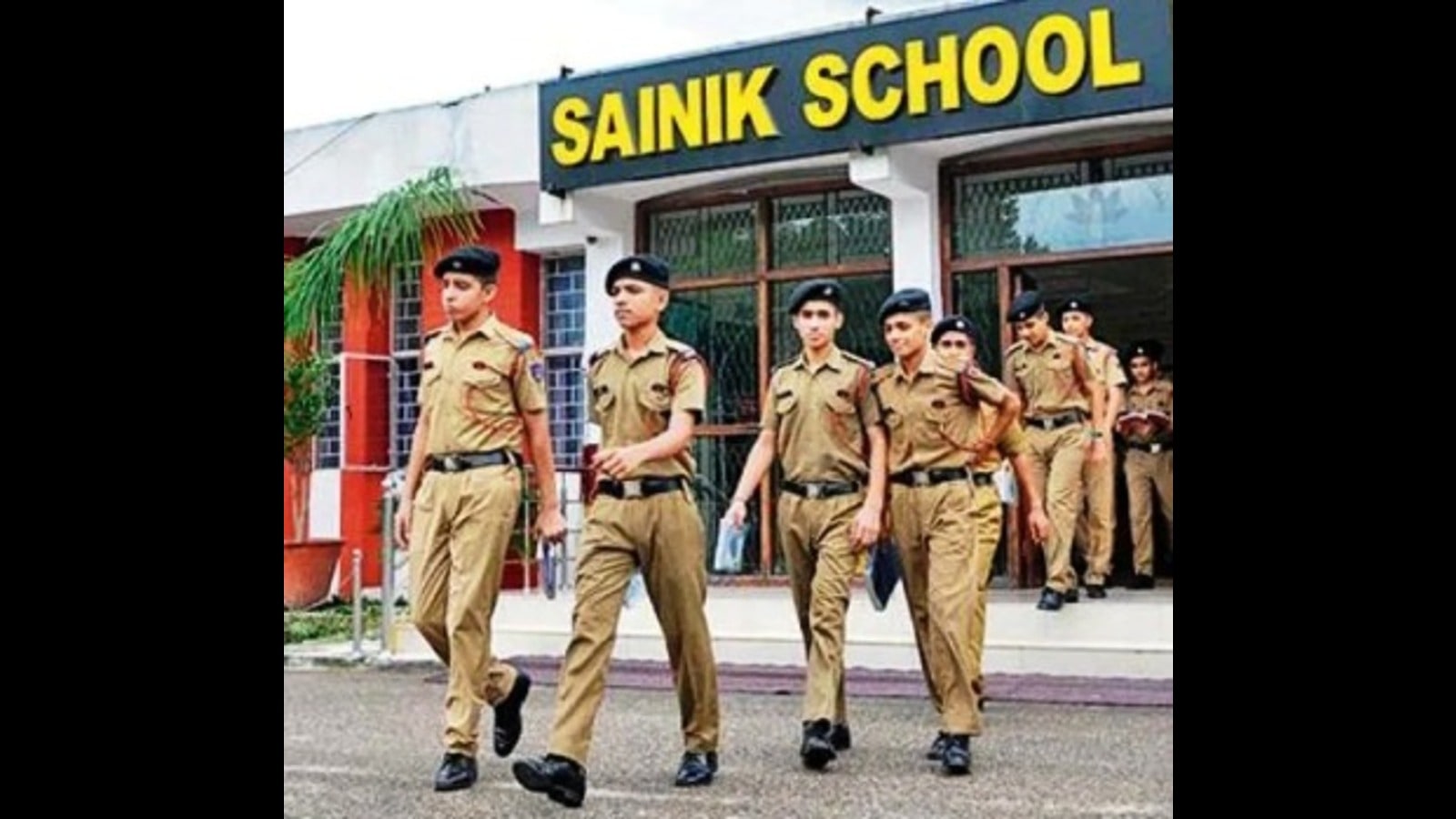 Efforts begin to set up Sainik School in Prayagraj | Hindustan Times