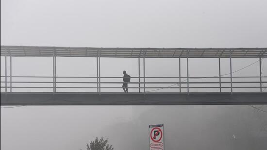 Gurugram likely to witness dense fog, light rain for next three days ...