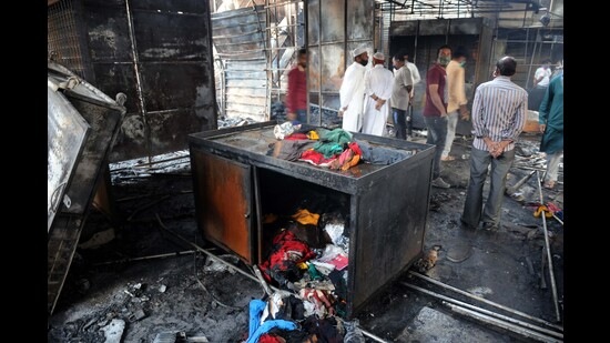 Fashion Street market fire audit on the cards | Hindustan Times