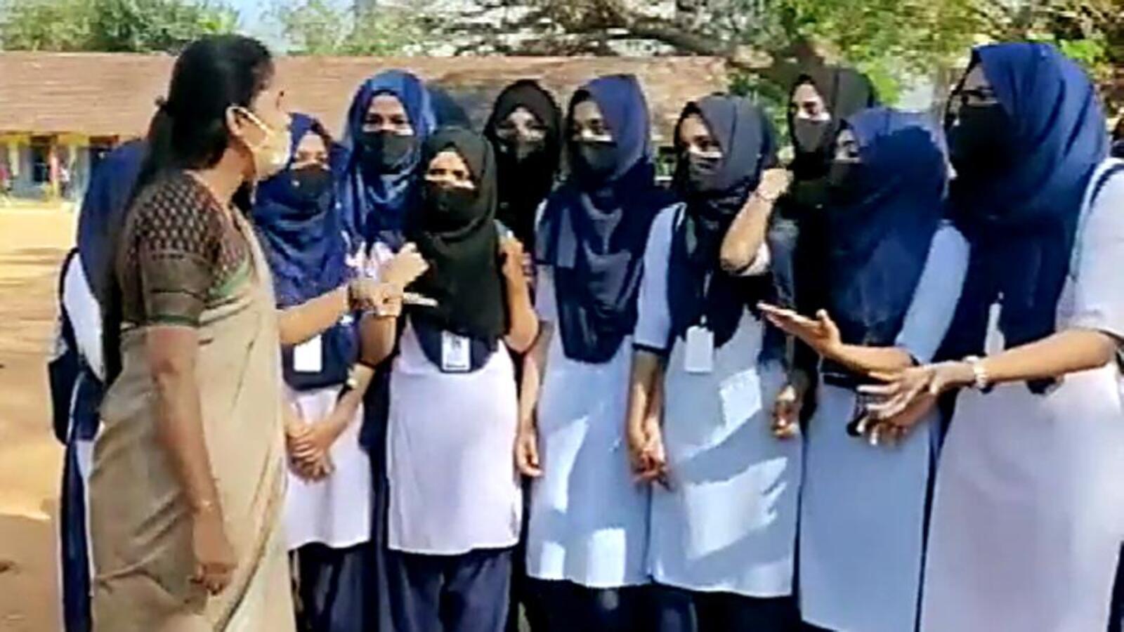 K’taka HC to hear petitions filed by girls on hijab ban | Latest News ...
