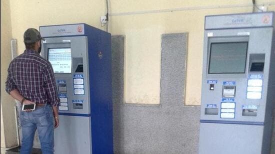 Western Railway restarts ATVM service for passengers | Mumbai news