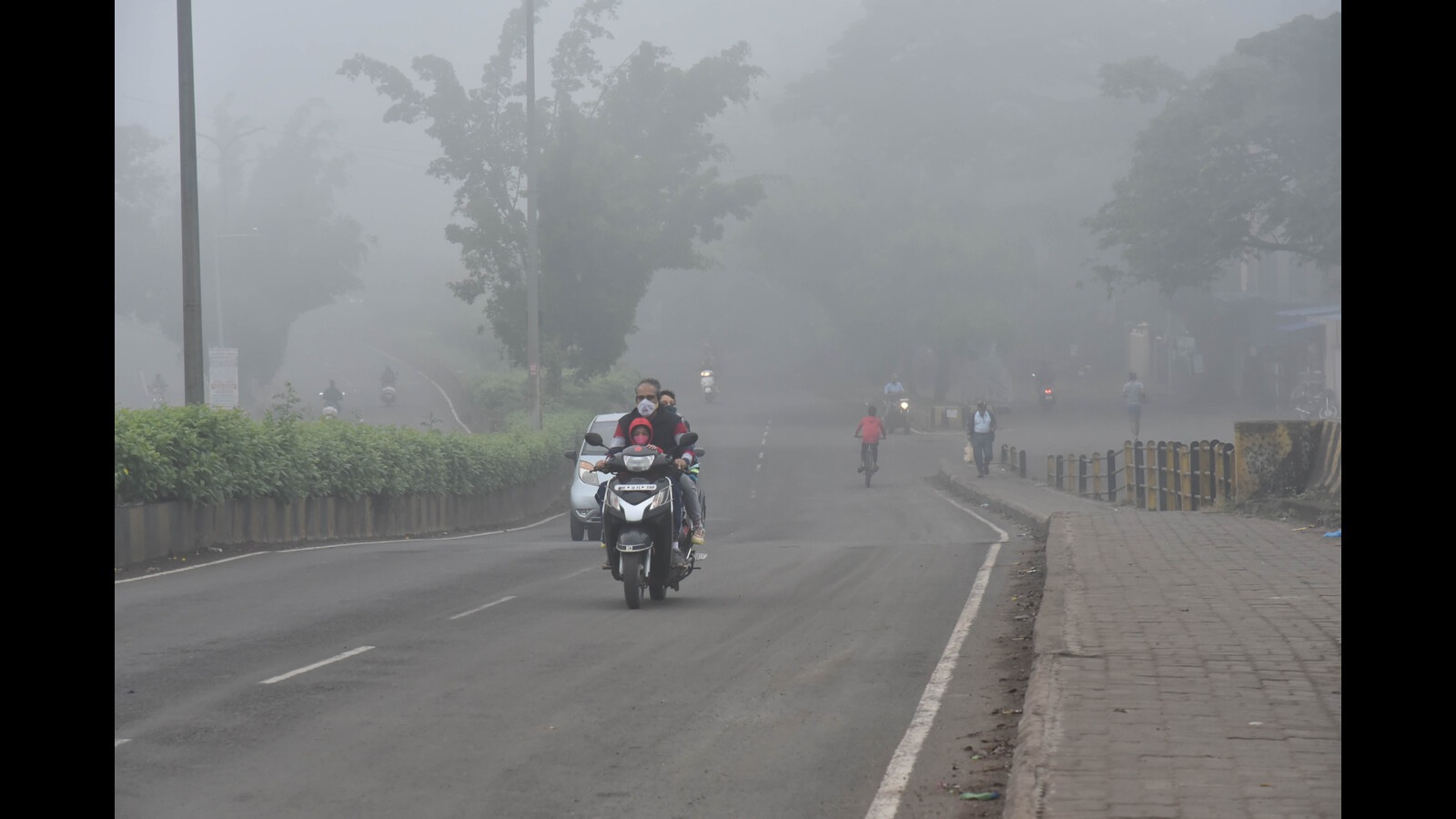Temperature fluctuations to continue in Pune, haze to stay in some ...