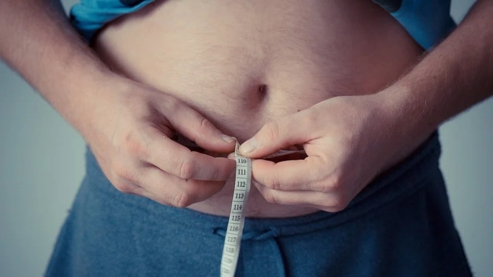 Weight gain leads to despondency and low self-worth in middle-aged men ...