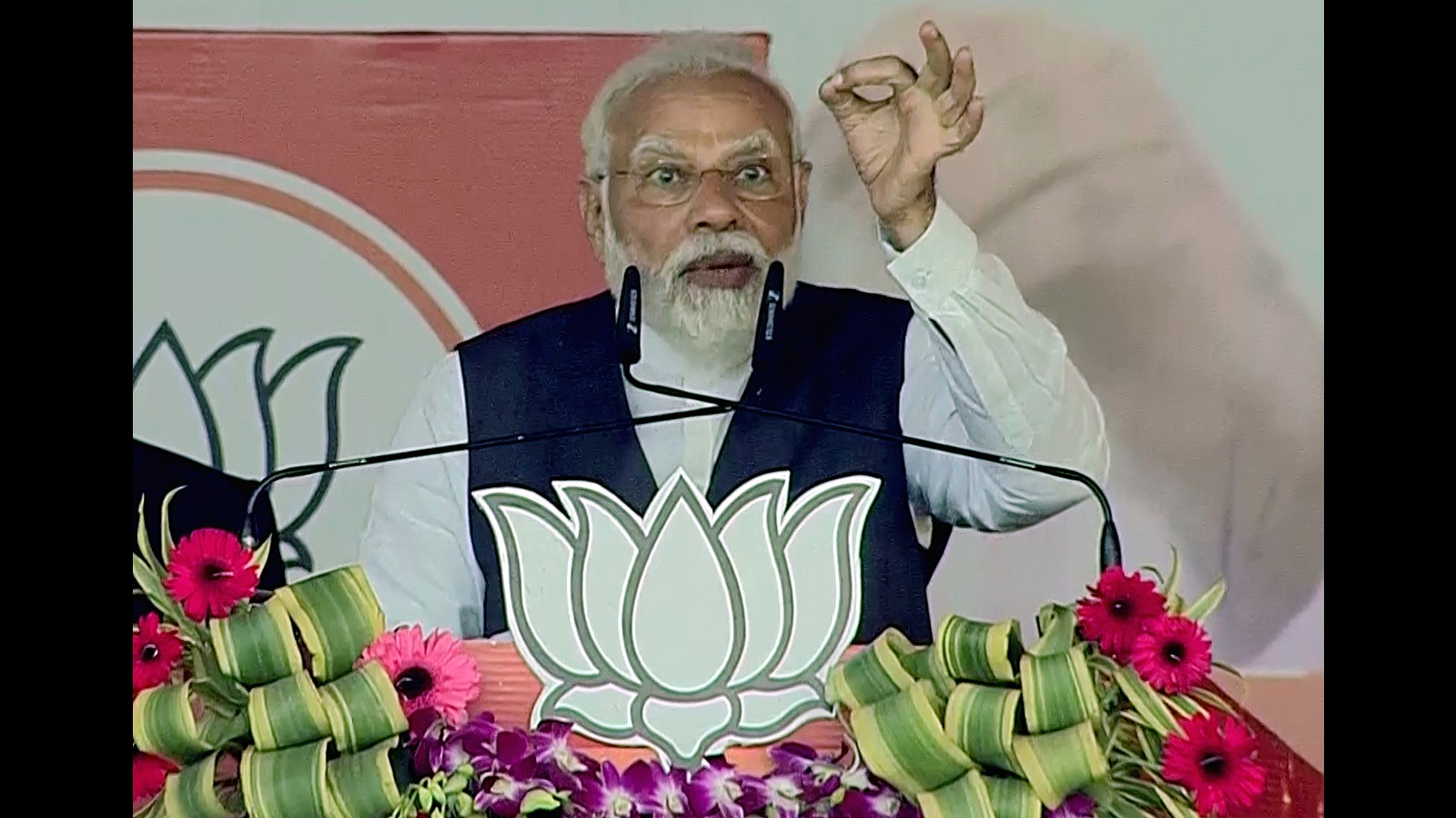 Tough times call for tough leader, says Modi as Russia, Ukraine tension ...