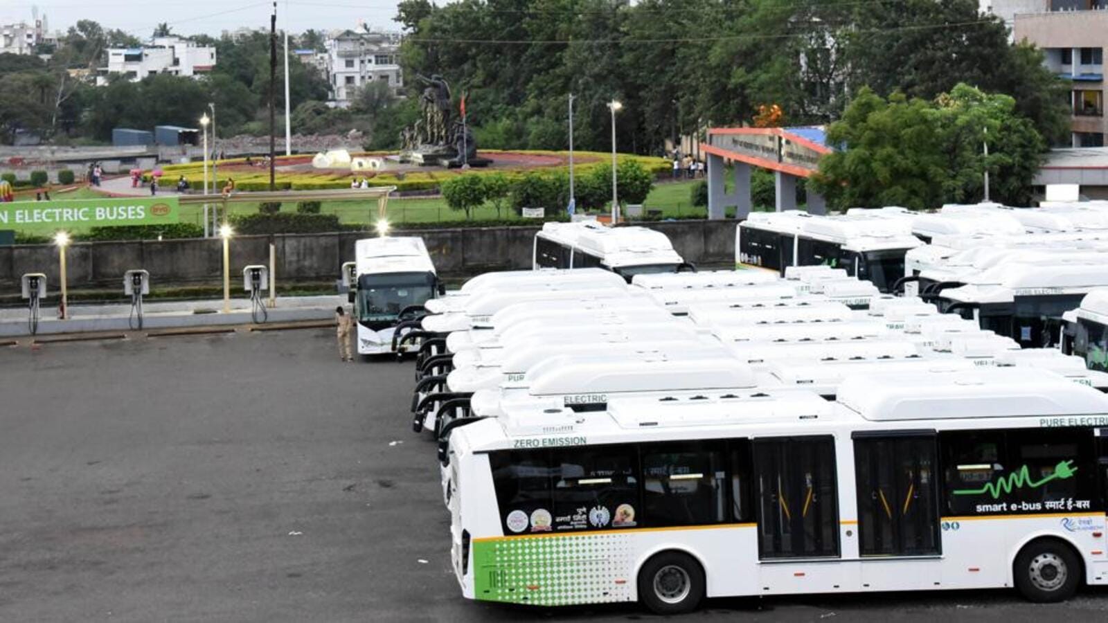 PMC plans to inaugurate 143 new PMPML e-buses during Modi’s visit ...