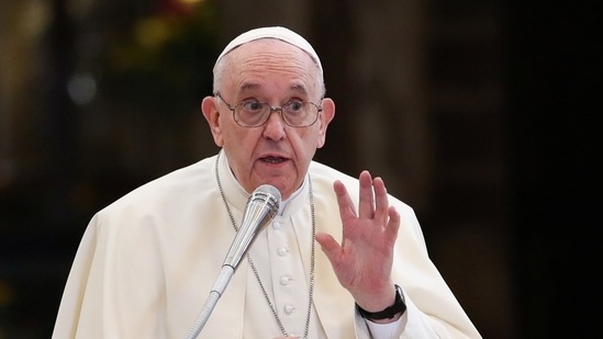 'Heartbroken' Pope urges help for Ukraine, condemns warmongers | World News