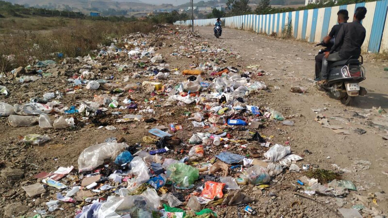 PMC opposition leaders raise garbage disposal woes in assembly ...